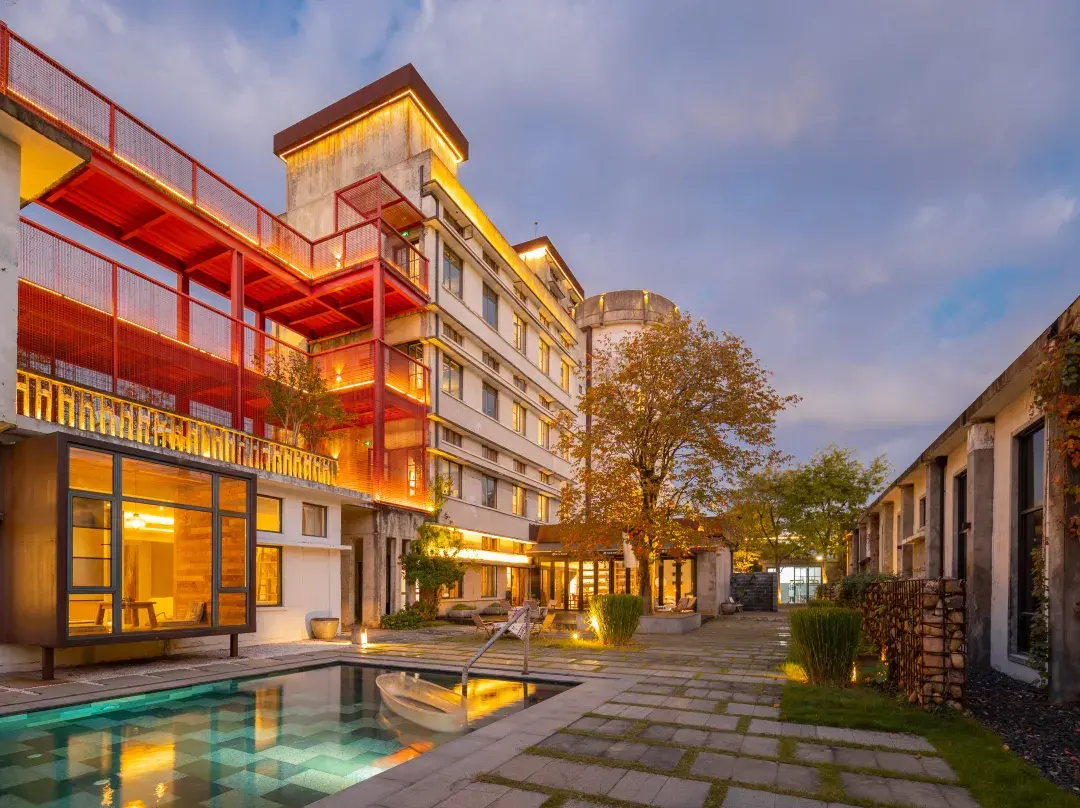 Floral Lux Hotel· Quzhou Yueyin Heji Hotel - Quzhou