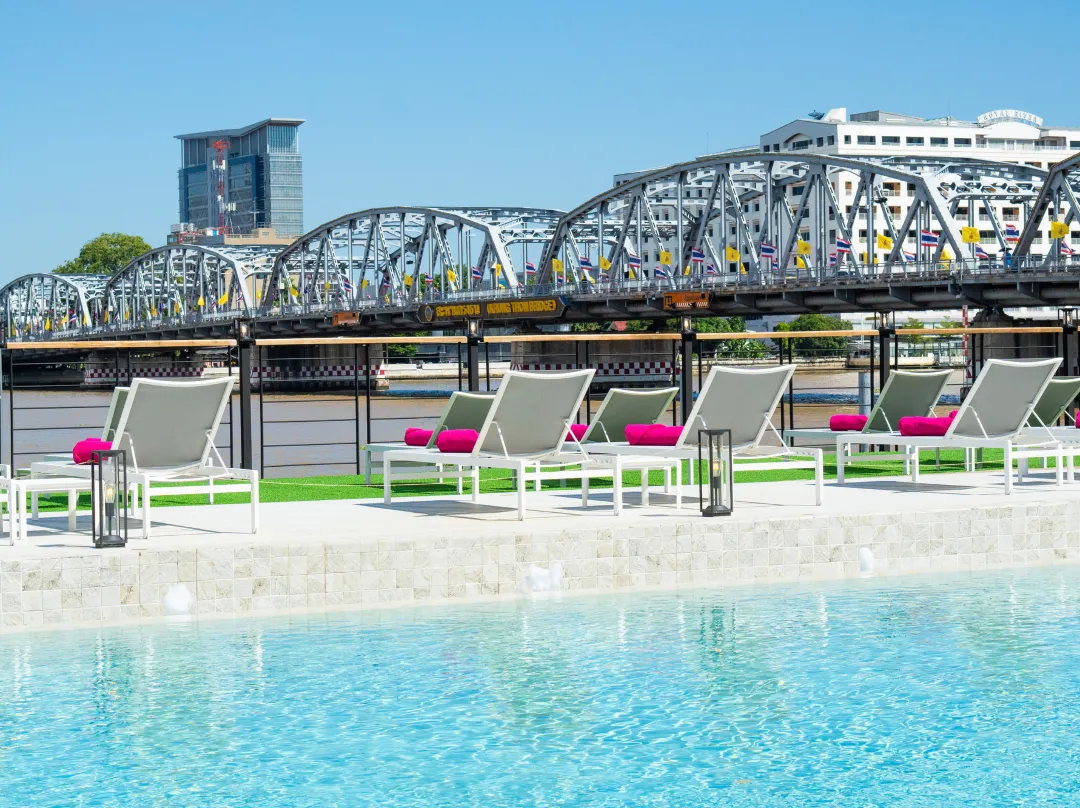 Glow Bangkok Riverside - Bangkok