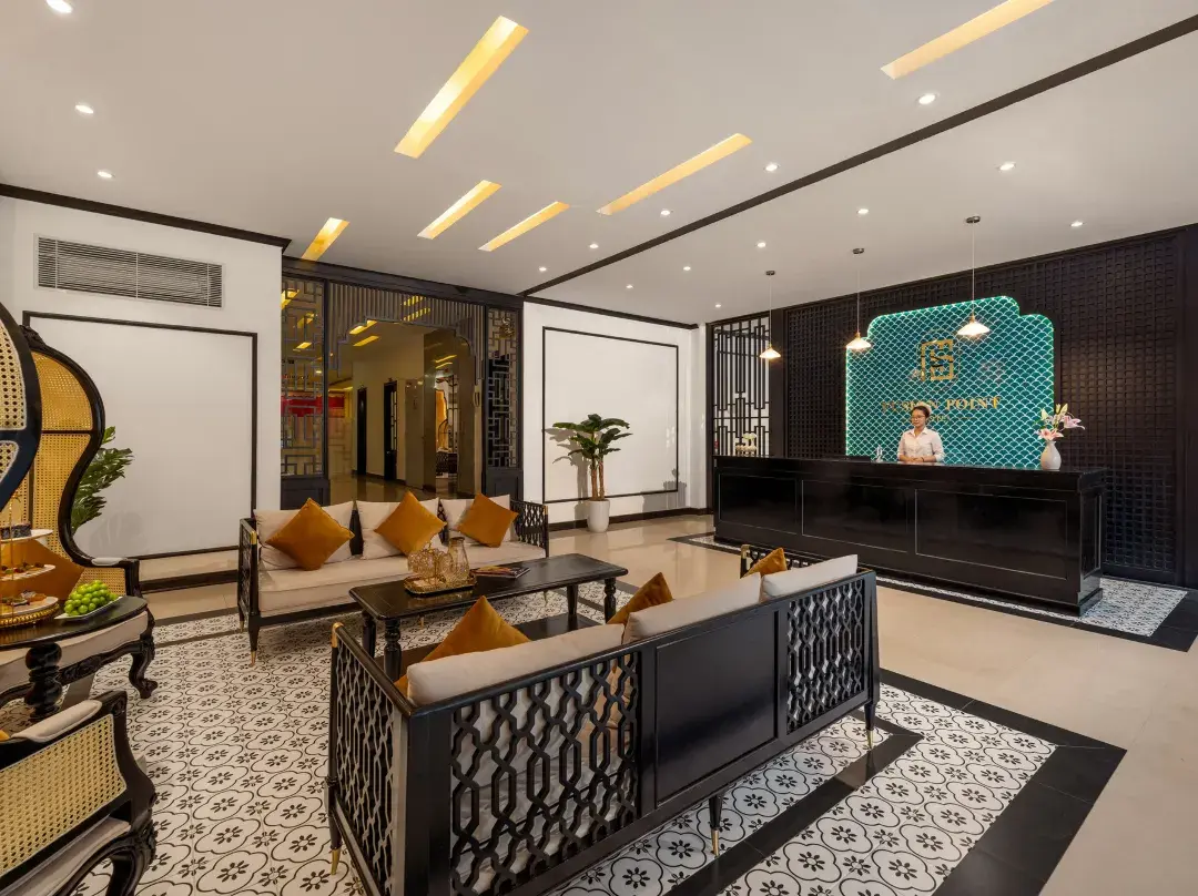 Fusion Point Hotel - Hue