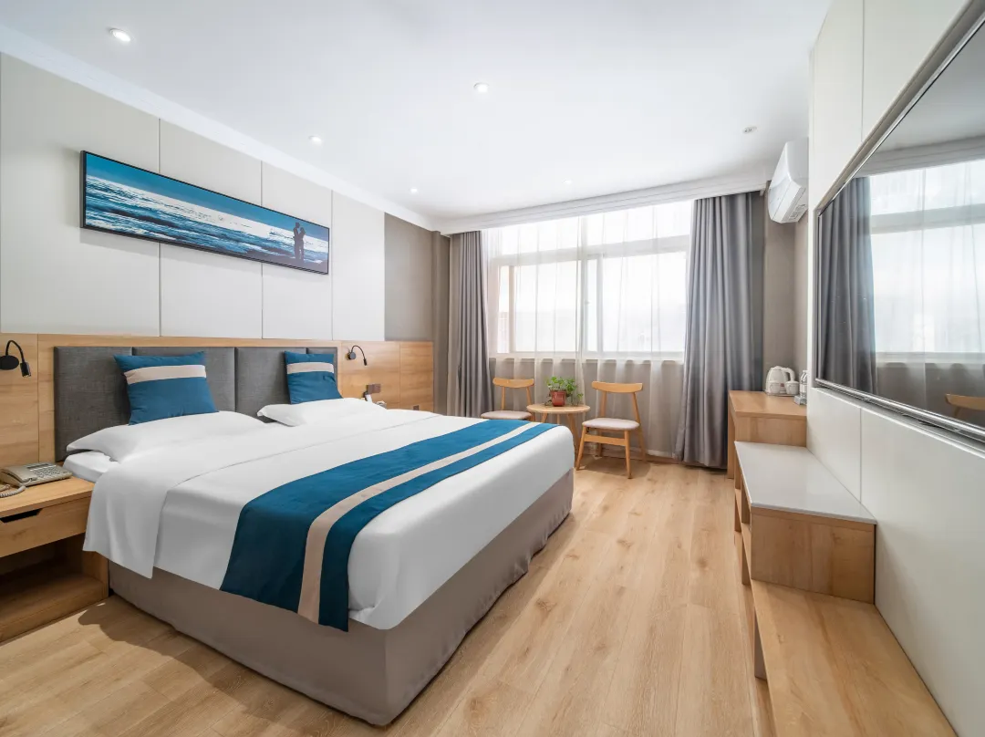 Golden Crown Business Hotel - Xinyang