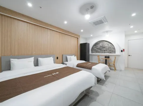 Goesan Hotel The King - Chungju