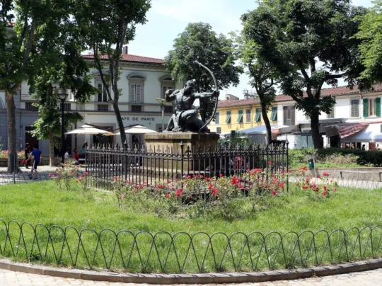 Erike Balcony - Florence