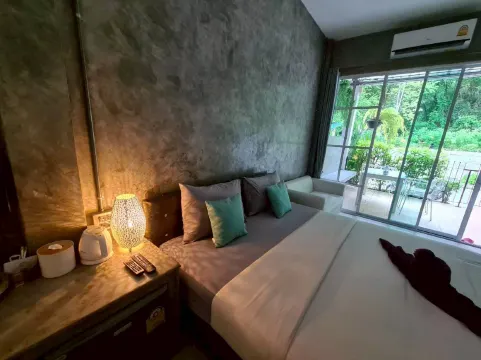 Samed Your House - Ko Samet