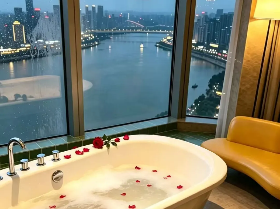 E.s Ersu High-rise River View Hotel - Chongqing