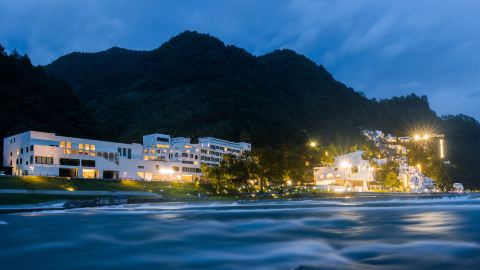 Yunyang Hot Spring Resort Hotel,Jingning 2023 | Trip.com