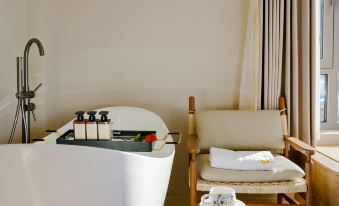 Xuehanxi Store in Xuexiang (Xuexiang Scenic Area Store)(兰亭雪瀚玺店（雪乡景区店 ...