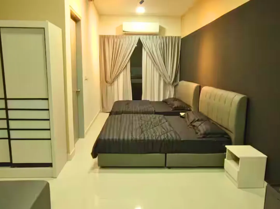 Layover Living At Klia South - スランゴル