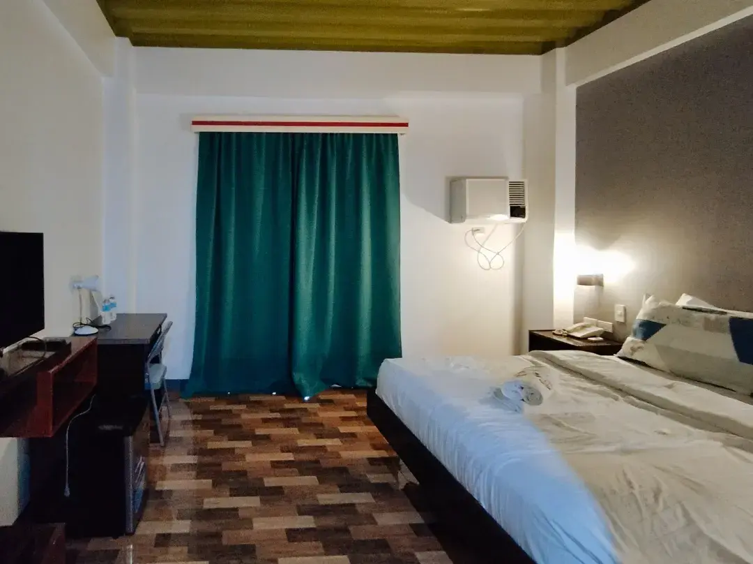 Reddoorz @ Lqj Hotel Old Buswang Kalibo - Kalibo
