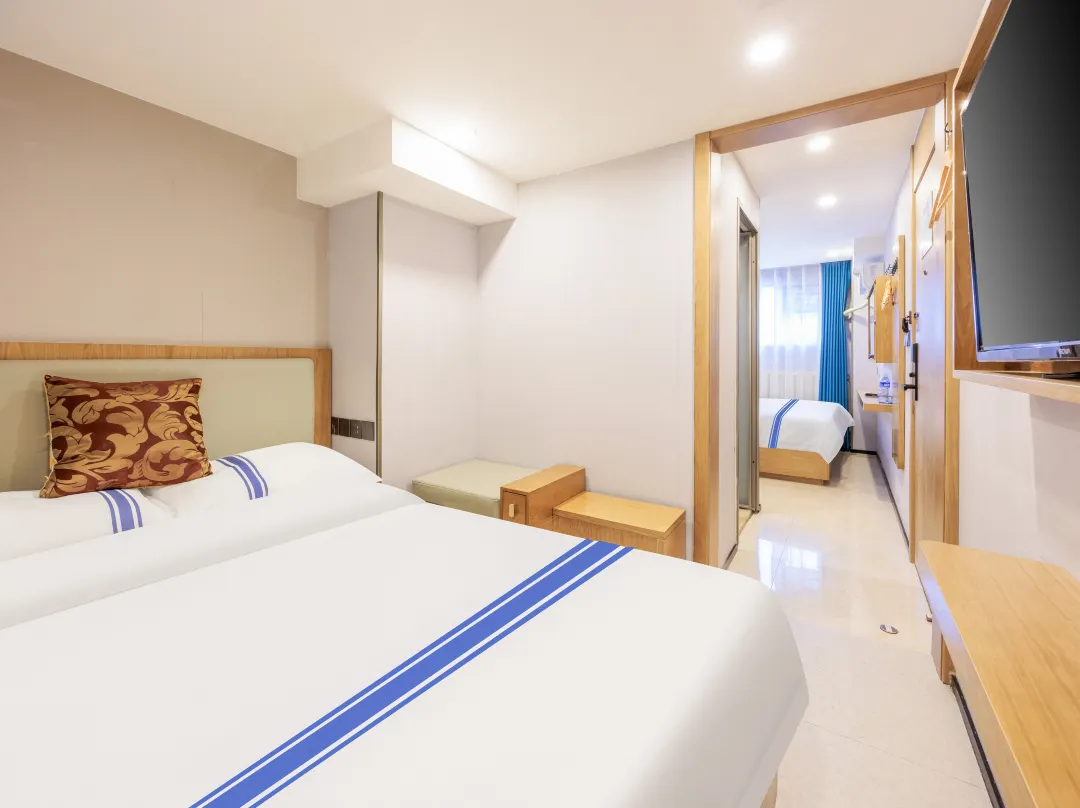 Super 8 Hotel ) - Beijing