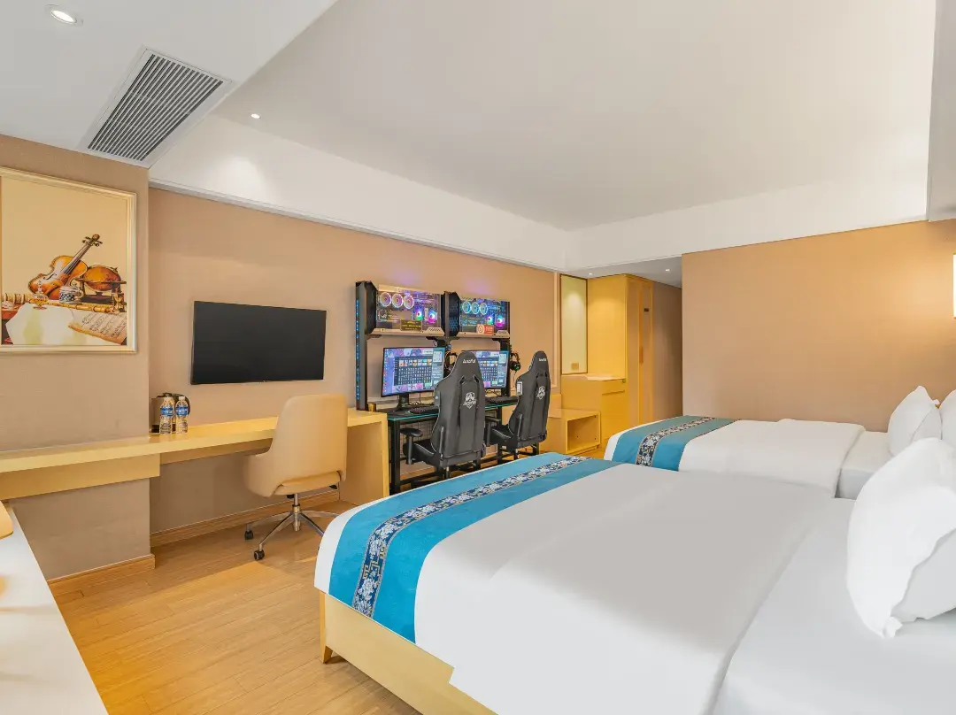 Whale Shark Hotel - Kunming