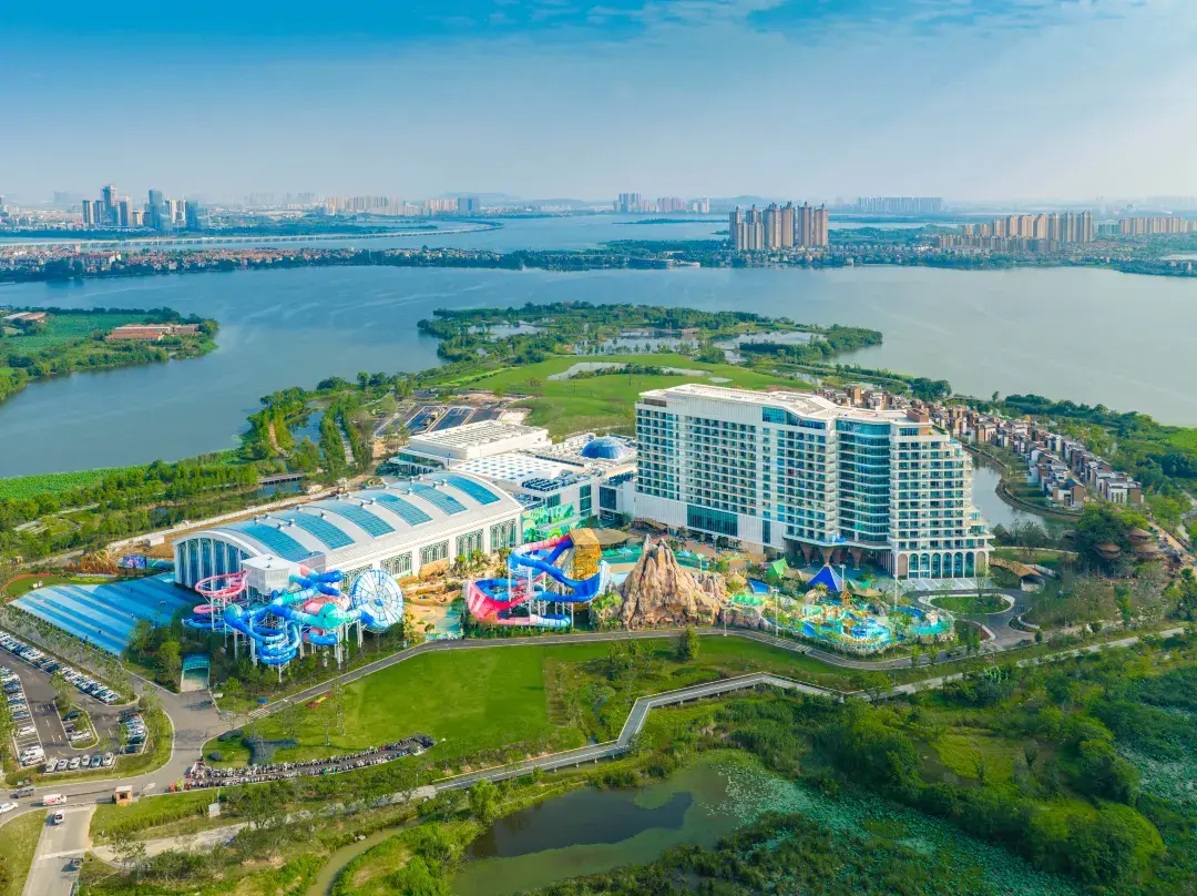 Wuhan Chengjian Senbo Nature Park & Resort Hotel - Wuhan