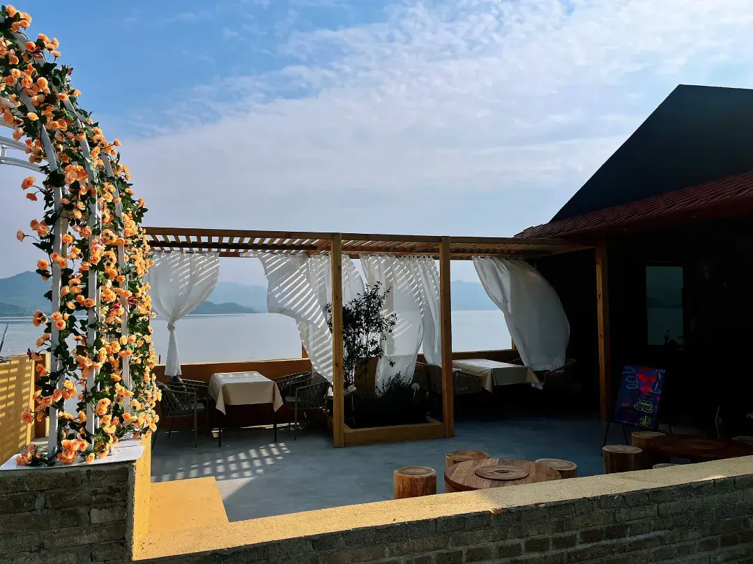 Dongqian Lake Zhenyinxuan Homestay - Ningbo