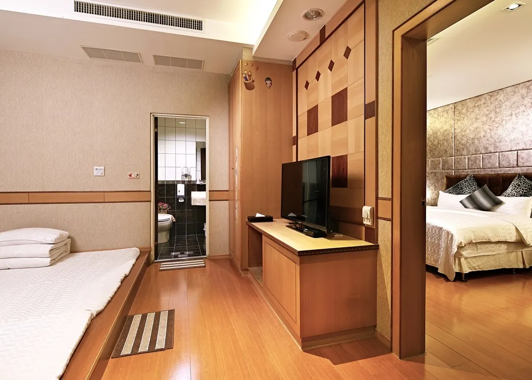 Eiffel Motel - Kaohsiung City