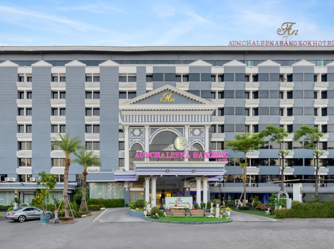 Aunchaleena Grand Hotel - Bangkok