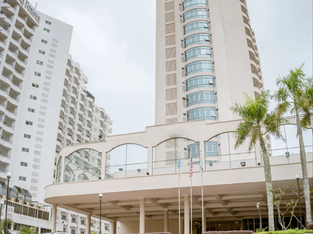 Rainbow Paradise Beach Resort By Lwe - Tanjung Bungah