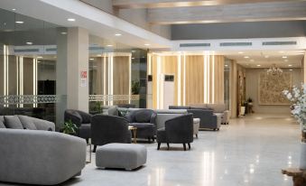 Maestro Hotel Pontianak,Akcaya- Harga & Promo Terbaru 2026 | Trip.com