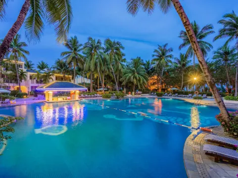 Palm Beach Resort & Spa - Sanya