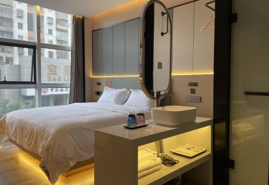 HuanCheng Hotel（(Shenzhen Dongmen Old Street MixC Store)）(欢橙酒店 ...