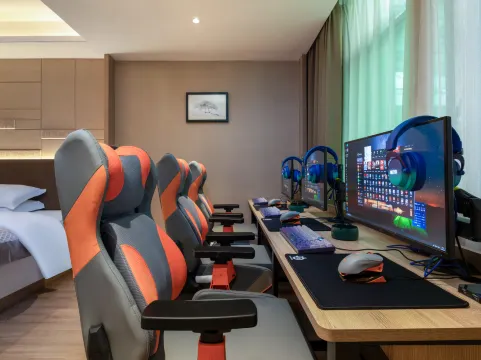 Jingshikong E-sports Hotel - Yiyang