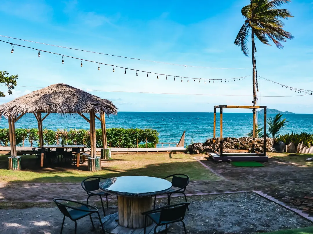 Silver Reef Dive Resorts - Dauin
