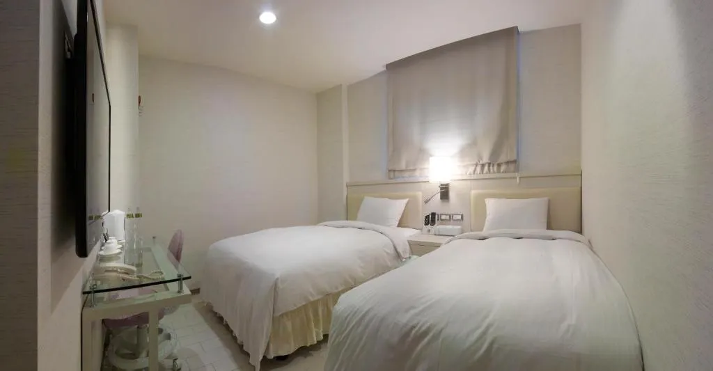 Shihlin Metro Yes - Taipei