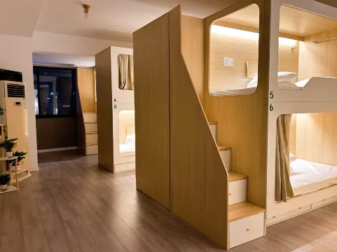 Jiuqi Nianhua Pure Girls Youth Hostel - Chongqing