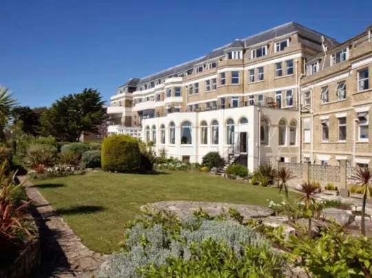 Bournemouth Carlton Hotel By Belvilla - Bournemouth