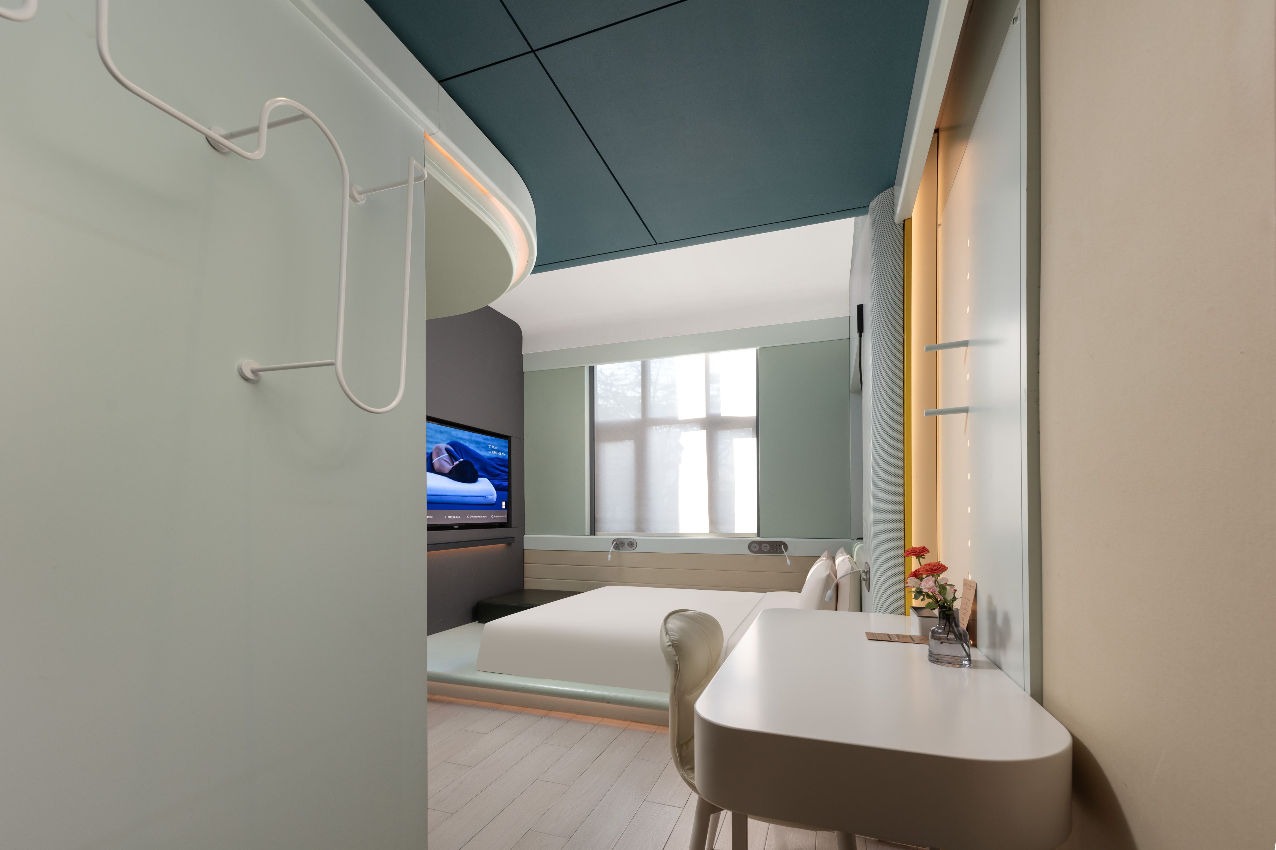 Atour X Hotel, Jiangtai Subway Station, 798 Art Zone, Beijing - 112 ...