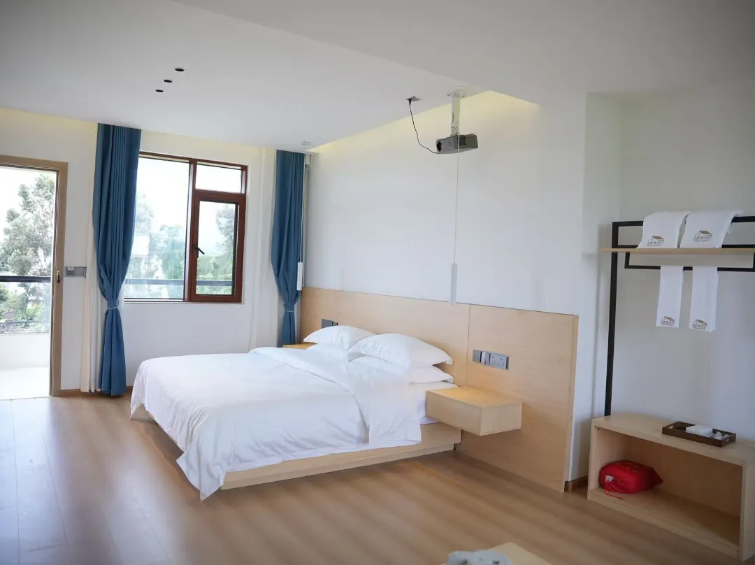 Baoyun Resident Hostel - Dali