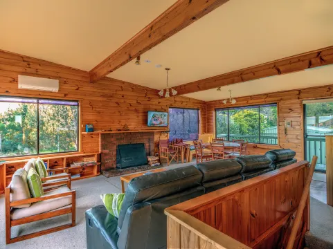 Beachcroft - Coles Bay