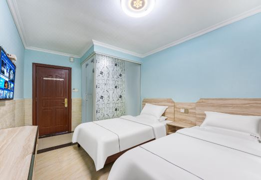 Guangzhou Hongjiang Hotel (Pearl River Night Cruise Tianzi Wharf ...