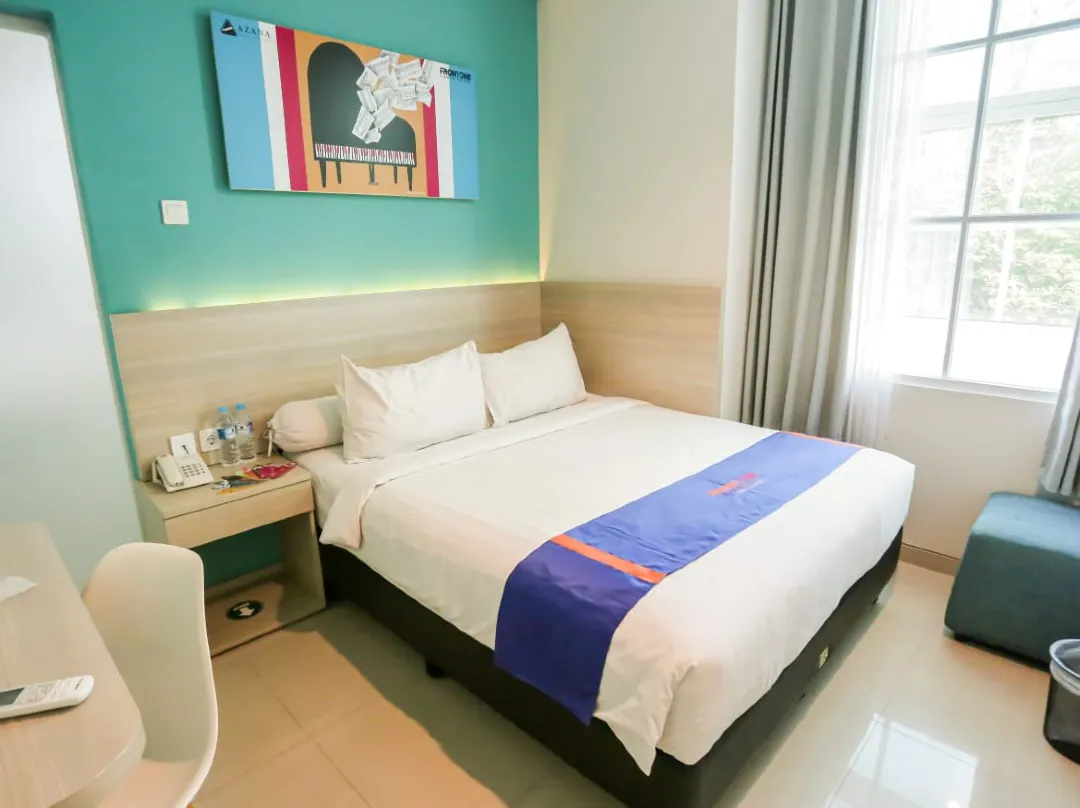 Front One Cabin Hotel Semarang - 三寶瓏