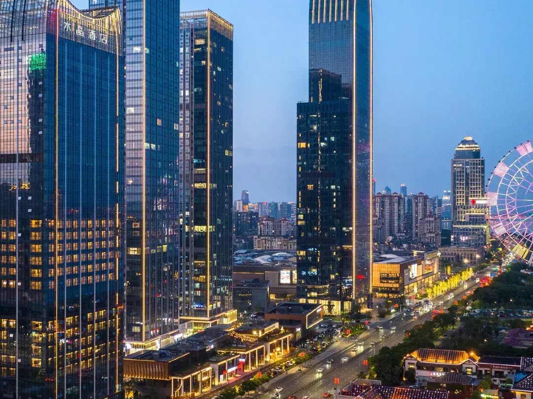 Crystal Orange Hotel · Nanchang Honggutan Mixc Riverview - Nanchang