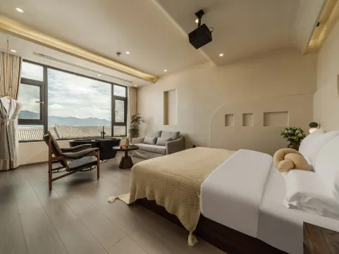 Harmlsle Hotel‌ - Lijiang