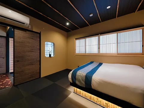 Kyoran Ryugetsutei - Japon