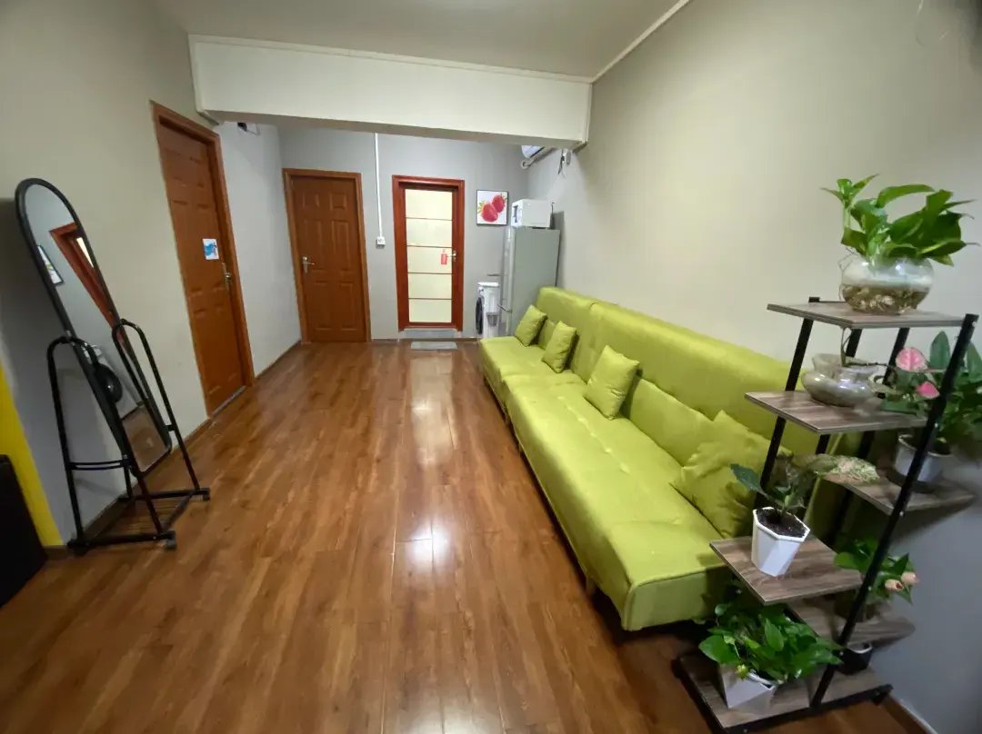 Wanning Girls Hostel - Hong Kong