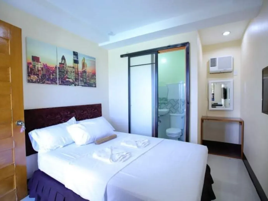 Marco’s Tourist Inn By Reddoorz - Ormoc