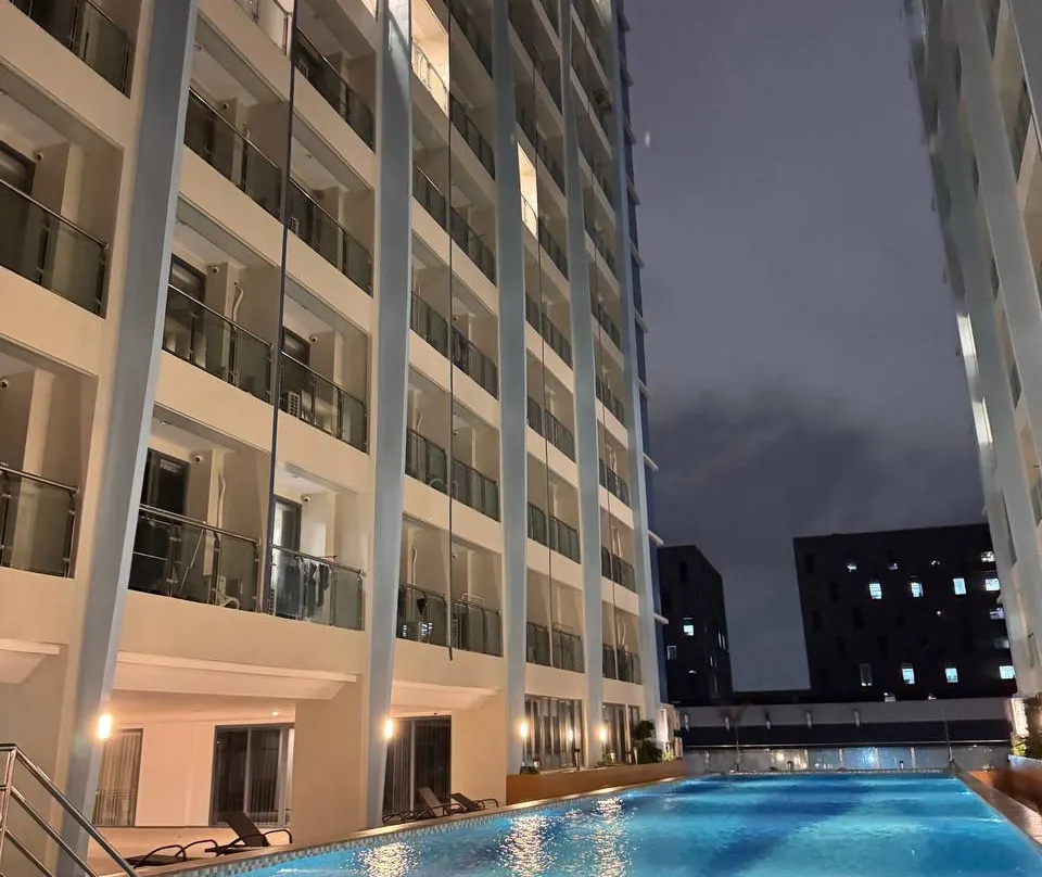 L.condotel - Parañaque