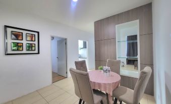 Roxy Hotel 3rd Mile, Kuching - Harga & Promo Terbaru 2026 | Trip.com ...