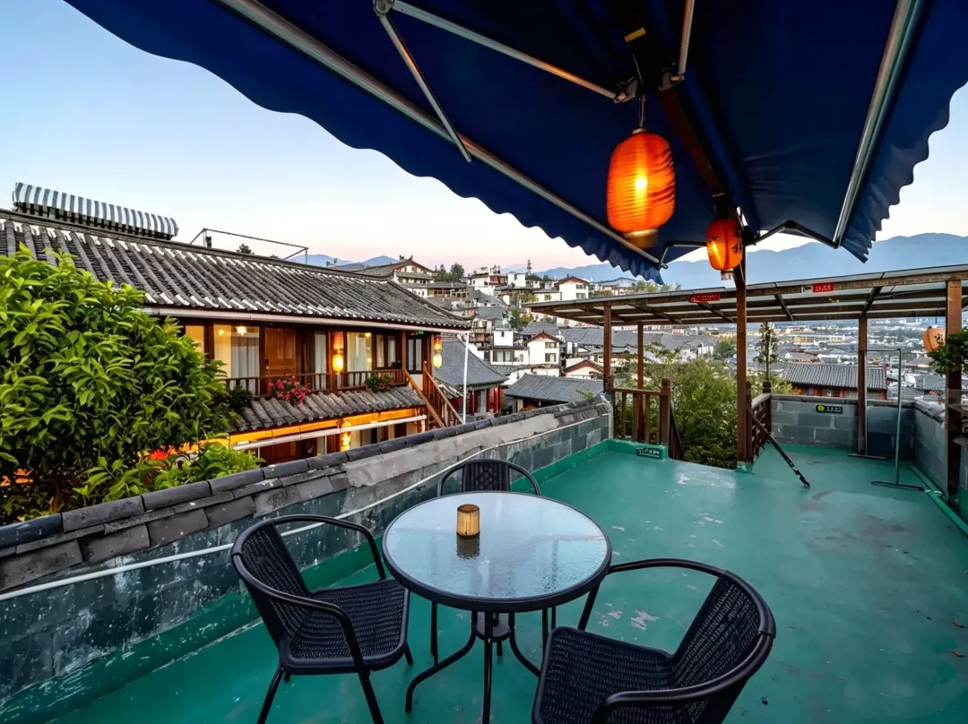 Lijiang Yunshanghua Kaiguan Ancient City Beautiful View Inn - Lijiang