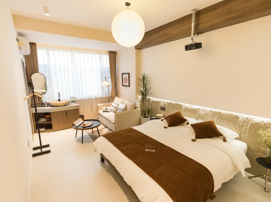 Childhood Haven - Luoyang