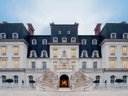 Louis Castle Sycamore Hotel - Chengdu