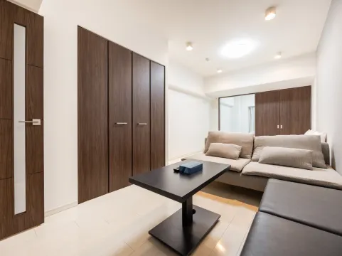 Rura Namba, Nipponbashi - Nanba