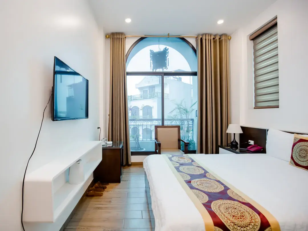 Phuong Nam Luxury Hotel Long Bien - Thach Ban