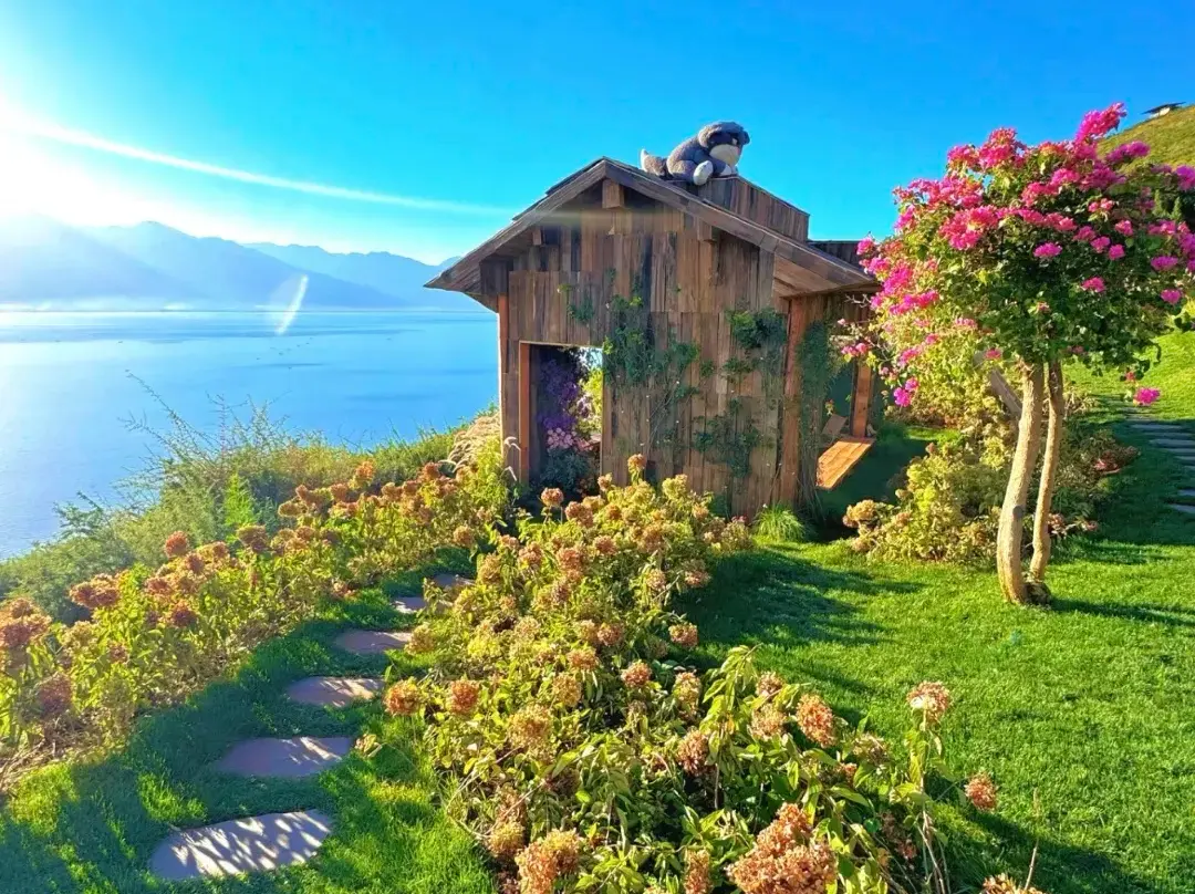 Mountain And Sea Pavilion•yu Meng 360° Cang'er Moon Sea View Resort Private Villa Under The Clouds - Dali