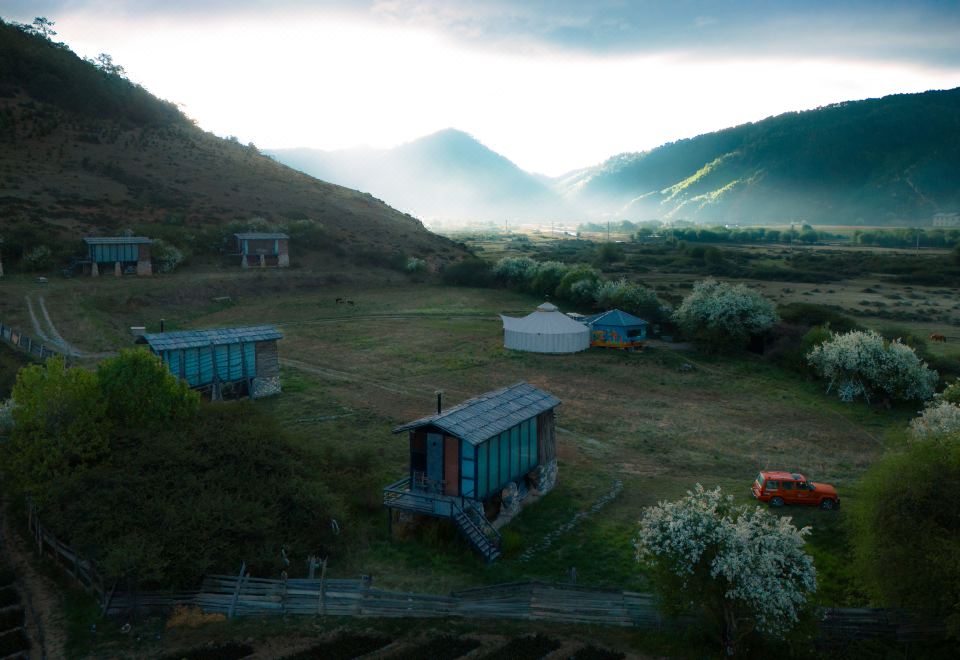 Shangri-La DaLa pasture(香格里拉达拉牧场) (Shangri-La), 2025 Updated Prices ...