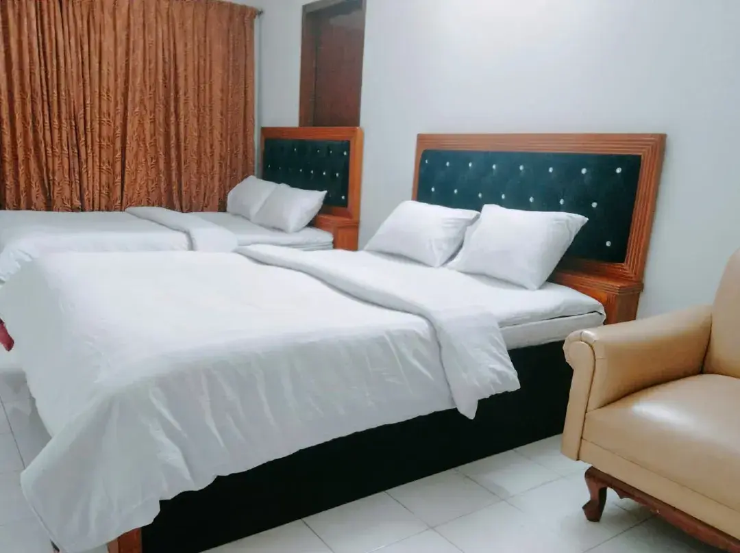 Hotel Golden Bird - Dhaka