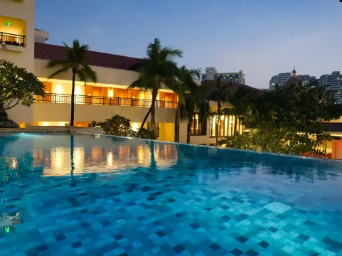 Dong Rong Guest International Hotel - 三亞市