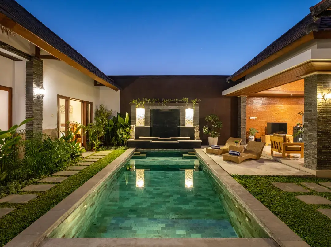 Lapiz Lazuli - Seminyak