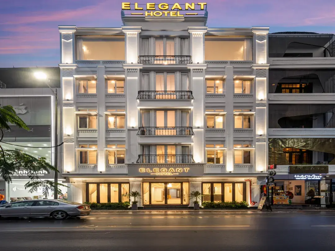 Elegant Hotel - Hue